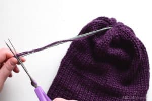Sentro Knitting Machine Reversible Hat - Easy Instructions | AB Crafty