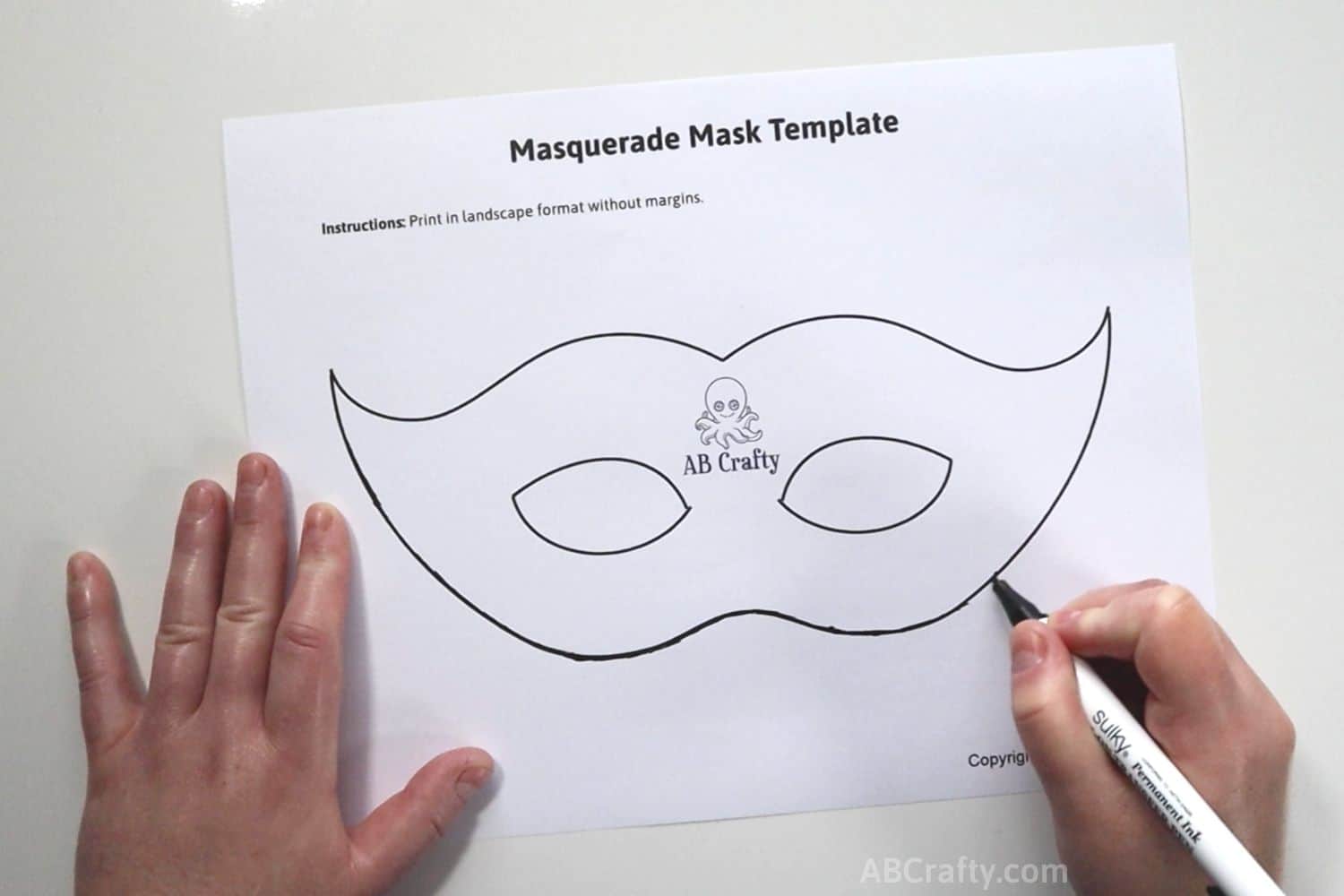 Easy Masquerade Mask - Make a Masquerade Mask with Felt - AB Crafty