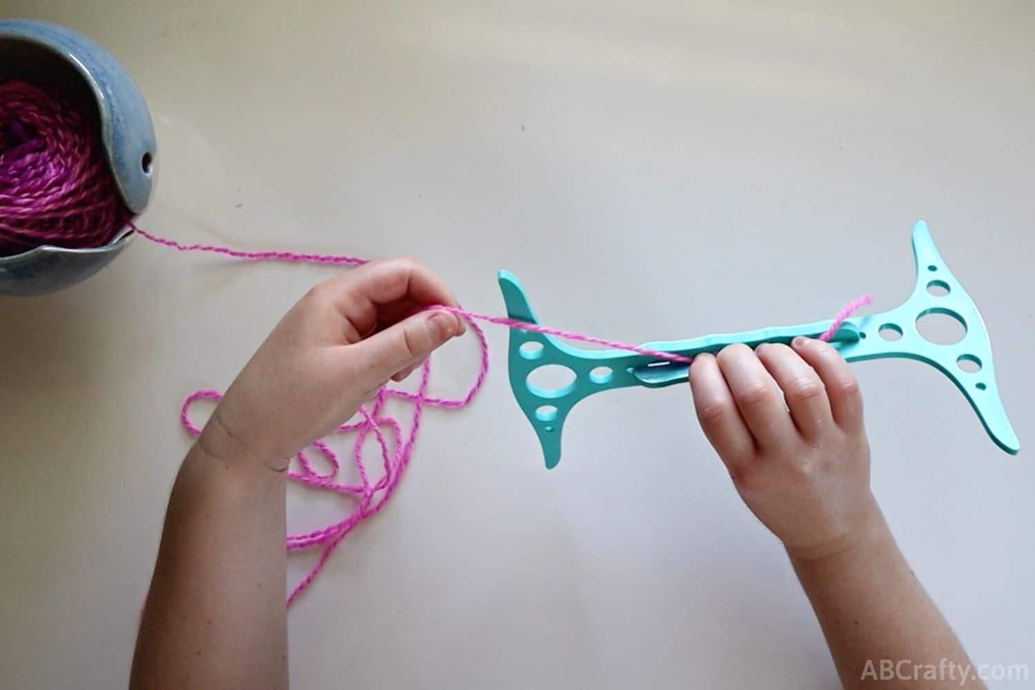 Niddy Noddy Guide - How to Make a Hank and Measure Yarn - AB Crafty