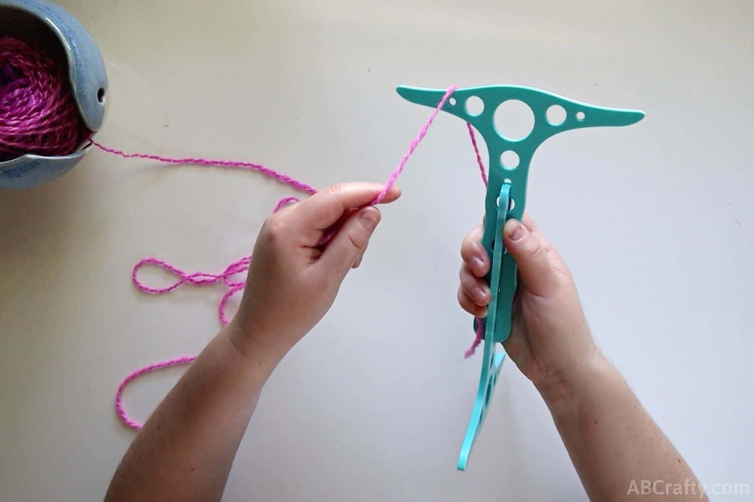 Niddy Noddy Guide - How to Make a Hank and Measure Yarn - AB Crafty