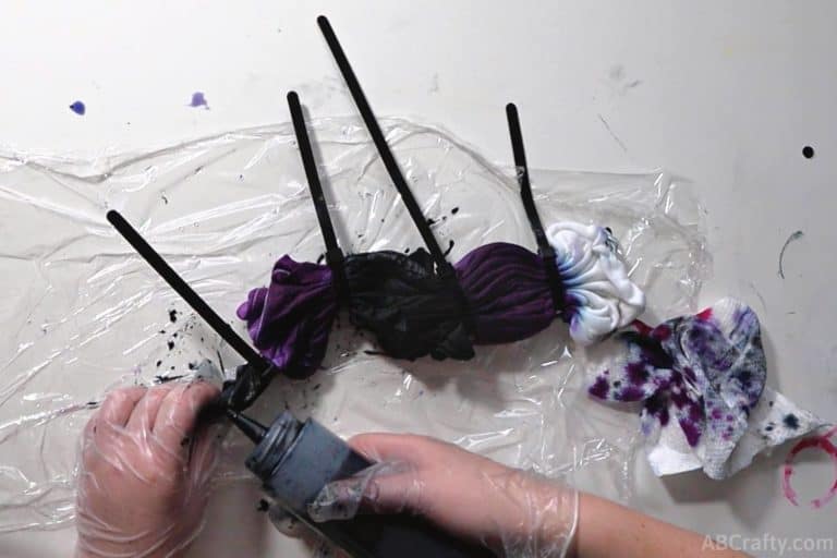 Ghost Tie Dye - How to Tie Dye a Ghost Design at Home - AB Crafty