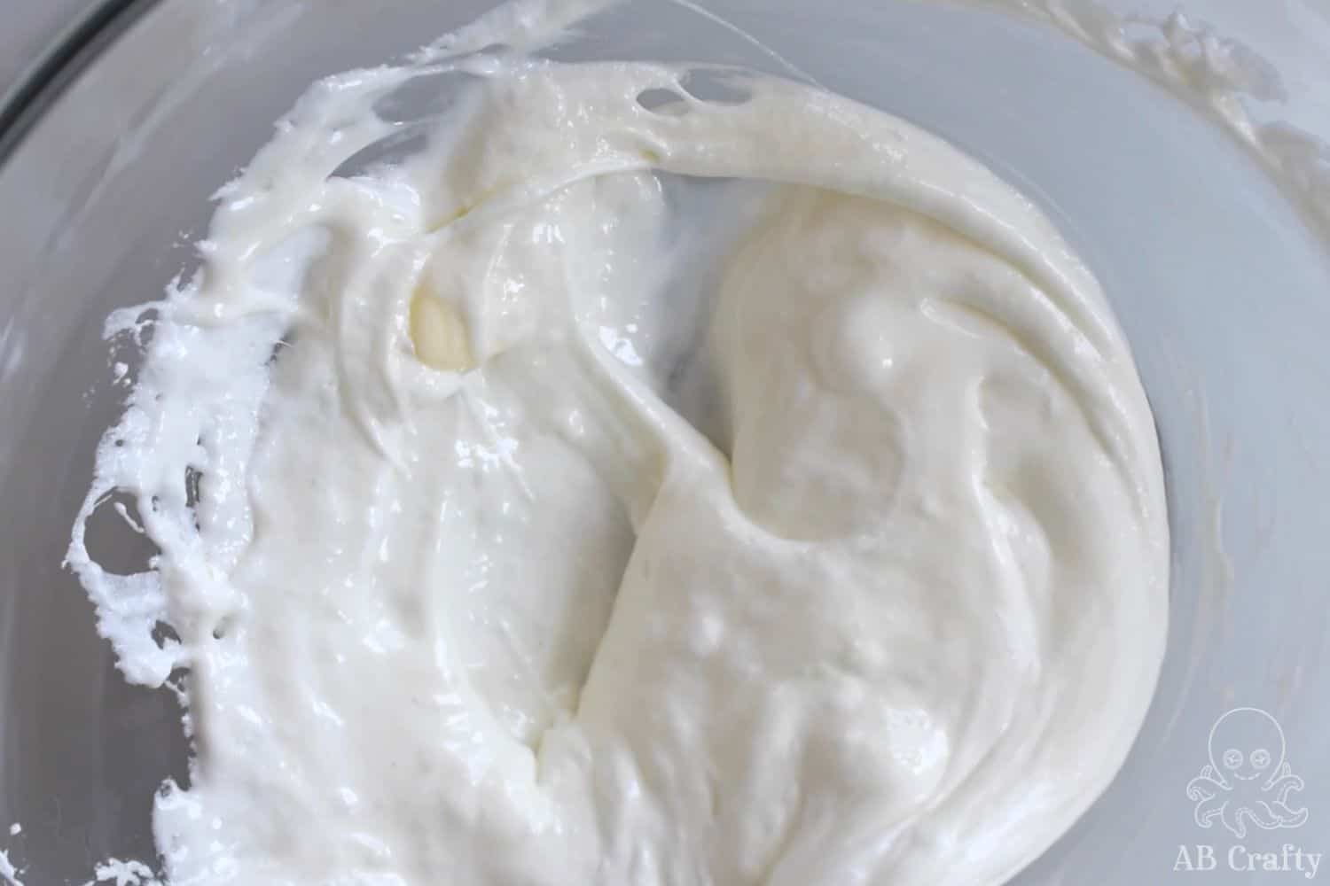 Pokemon Rice Krispie Treats - Make an Edible Pokeball - AB Crafty