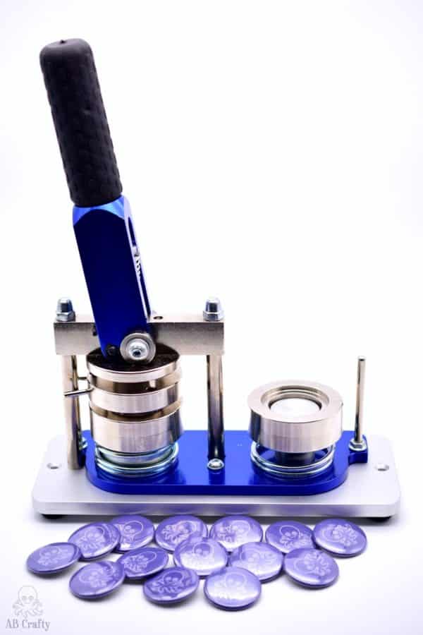 Button Maker Guide - 9+ Best Button Makers - AB Crafty