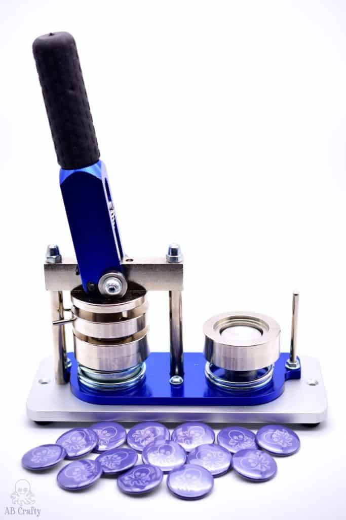 Button Maker Guide - 9+ Best Button Makers - AB Crafty